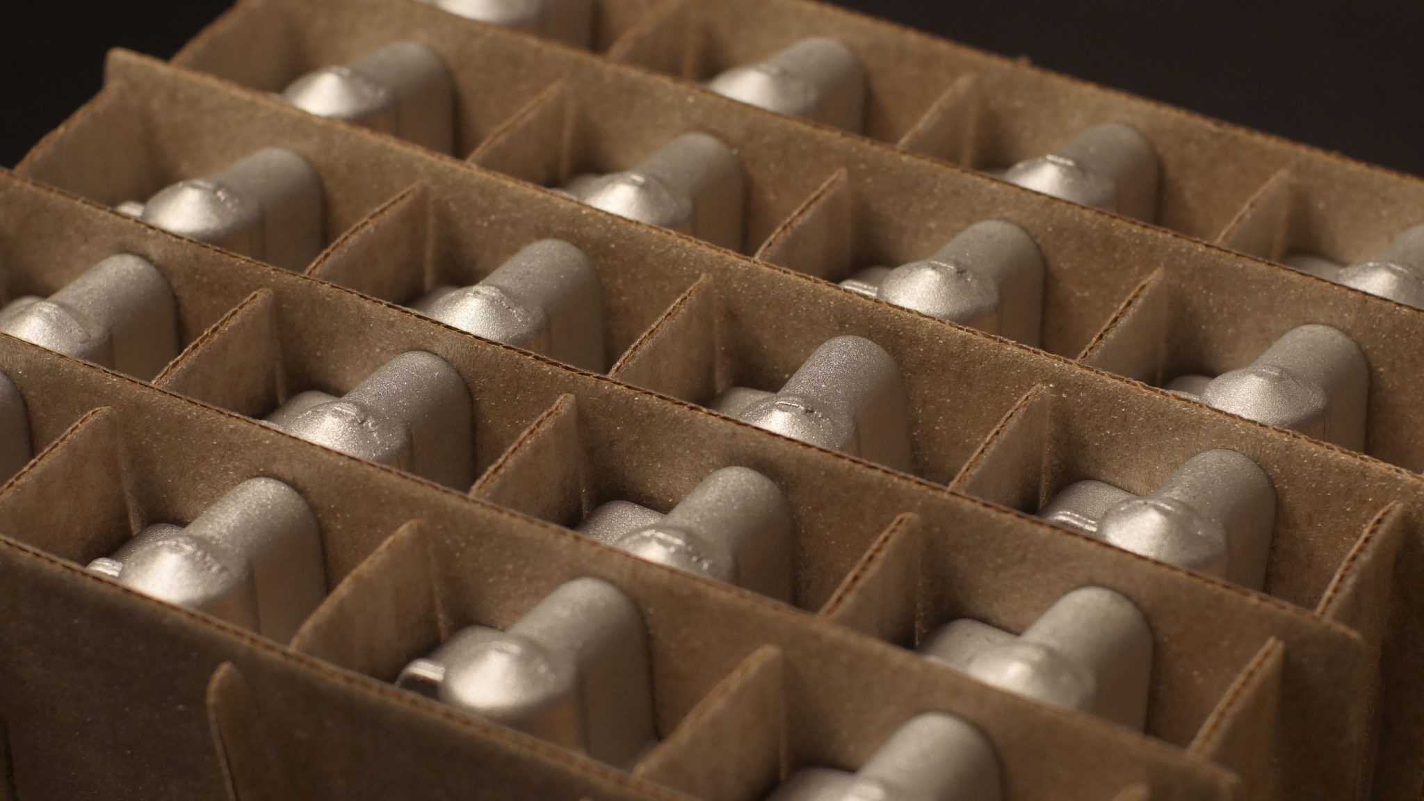 Packaging Cardboard separators laminated with EPE film - Zaleco