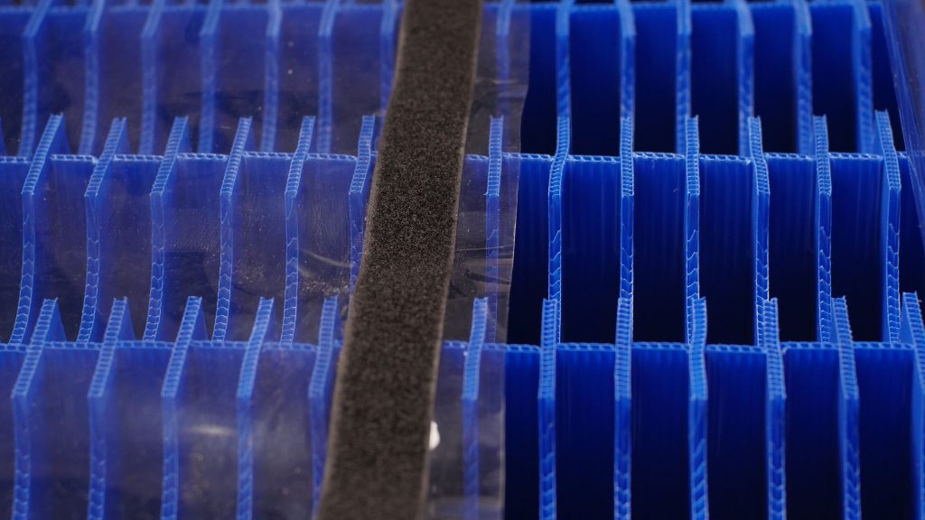 Reusable Corrugated Plastic Boxes - Automotive Parts Packaging ...